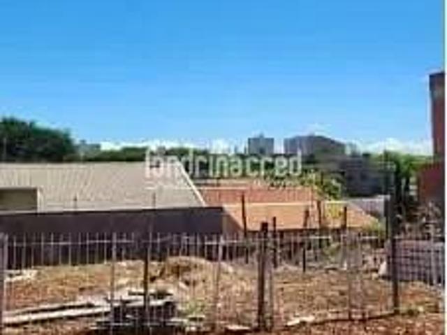 Oportunidade imperdível! Terreno 200m² 10x20 próximo à UTFPR, Londrina. Ideal para construir a cas