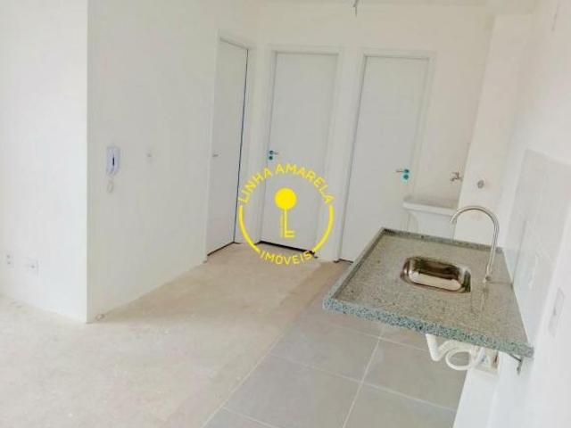 Oportunidade Imperdível! Apartamento de 37m² com 2 Quartos e Varanda e Excelente Localização