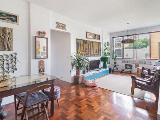 Oportunidade Imperdível! Apartamento de 3 Dormitórios em Frente ao Shopping Total com Vaga de Garage