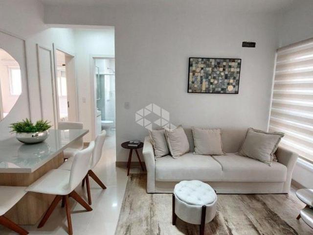 Oportunidade Imperdível: Apartamento Mobiliado com Suíte e Vaga a Duas Quadras do Mar!