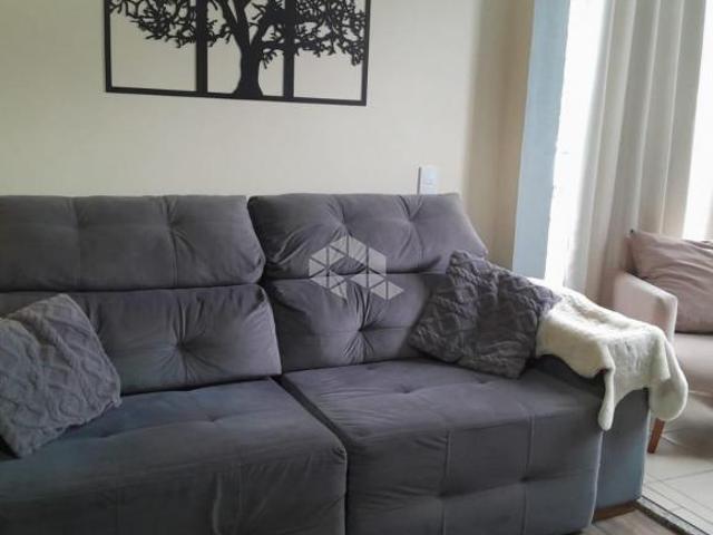 Oportunidade Imperdível: Apartamento Semi Mobiliado à Venda!