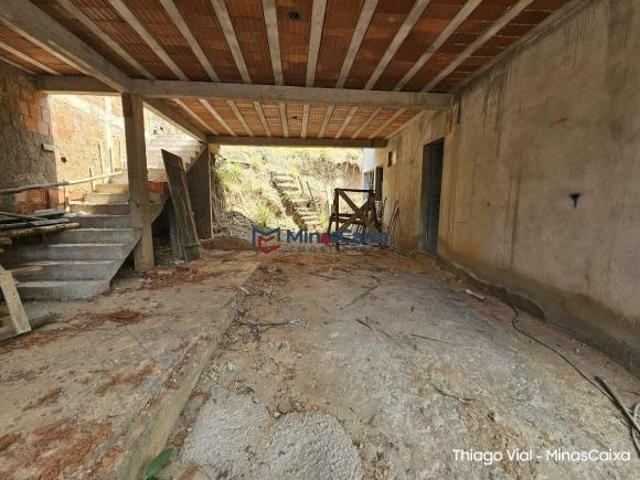 OPORTUNIDADE IMPERDÍVEL: CASA NOVA COM POTENCIAL INCRÍVEL!