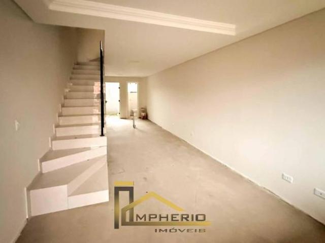Oportunidade imperdível: Casa à venda em Curitiba PR, bairro Umbará! 2 quartos, 1 suíte, 1 sala, 2 b