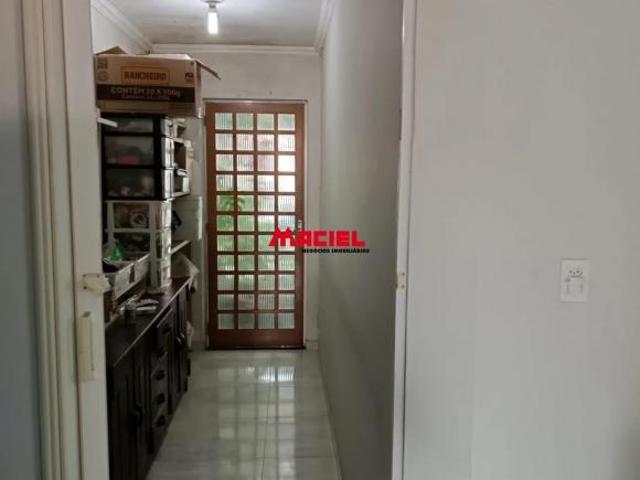 OPORTUNIDADE IMPERDÍVEL! CASA COM 3 DORMITÓRIOS EM EXCELENTE LOCALIZAÇÃO