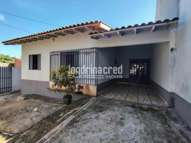 Casa à Venda em Campos Verdes, Londrina PR