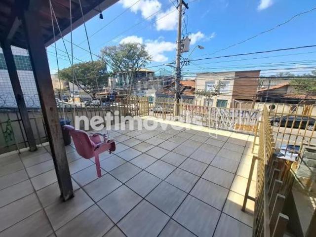 Oportunidade imperdível – casa com excelente potencial, inclusive comercial!