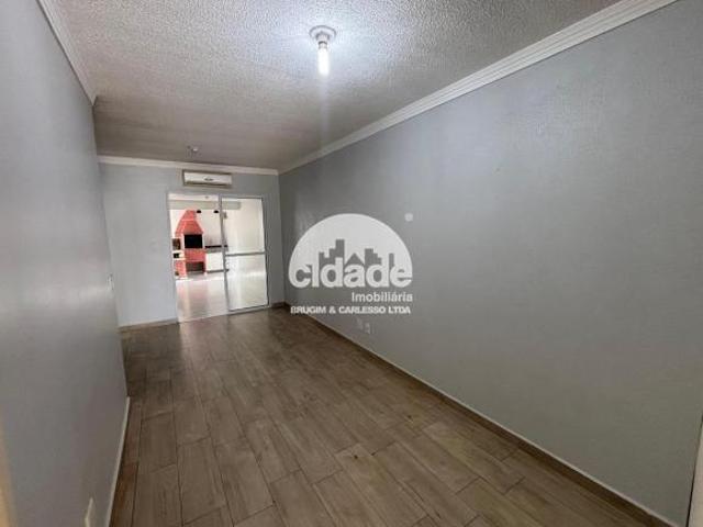 OPORTUNIDADE IMPERDÍVEL! CASA COMPLETA E MODERNA SEMI MOBILHADA