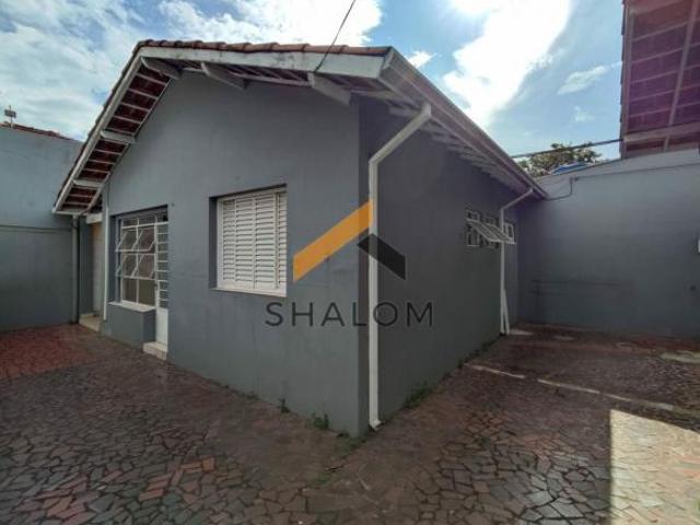 Oportunidade Imperdível: Casa Térrea Comercial ou Residencial!