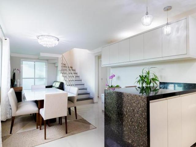 OPORTUNIDADE IMPERDÍVEL! Cobertura duplex à venda, 4 quartos, 2 suítes, 150m², Novo Mundo, Curitiba