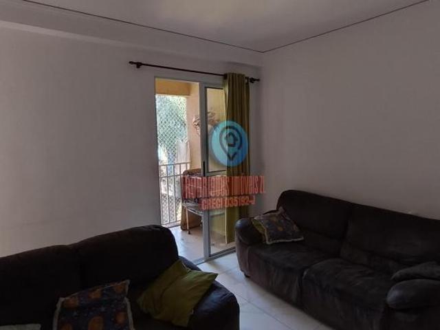 OPORTUNIDADE IMPERDÍVEL EM CONDOMÍNIO CLUBE! Apartamento com 3 dormitórios e.