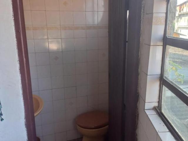 OPORTUNIDADE IMPERDÍVEL EM CONDOMÍNIO FECHADO