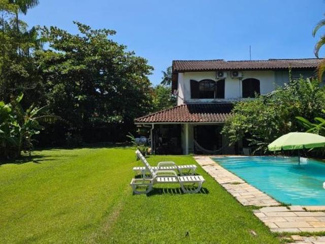 Oportunidade Imperdível na Barra do Sahy, Casa com Lote Anexo à Venda