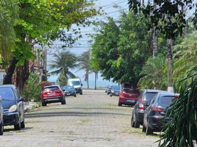 OPORTUNIDADE IMPERDÍVEL PRÓXIMA À PRAIA!