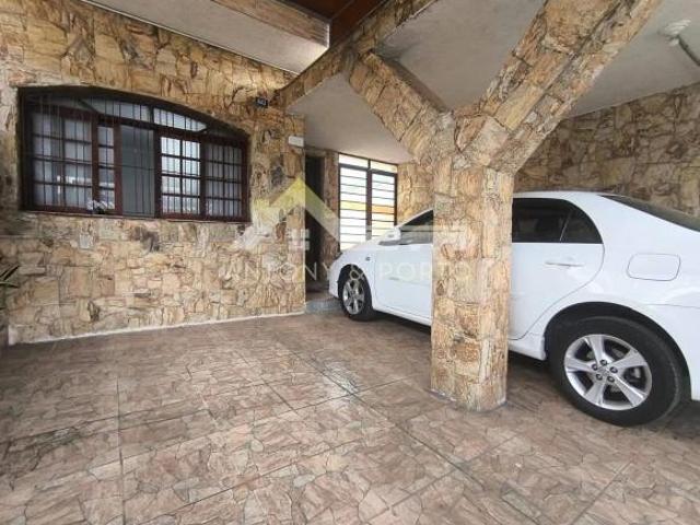 Oportunidade Imperdível! Sobrado à Venda com 03 Dormitórios, Excelente Localização, Jardim Vila Galv