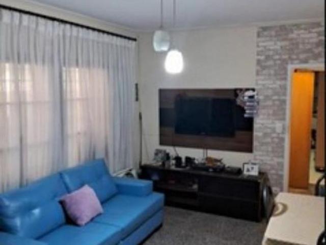 Oportunidade imperdível: Sobrado à venda na Vila Guaca com 3 quartos, 1 suíte e 2 vagas de garagem e