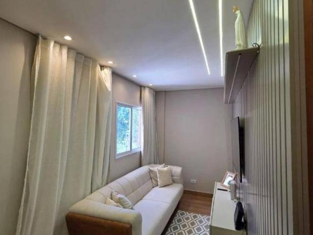 Oportunidade incrível! Apartamento com 57m² pronto para VIVER BEM E MUITO MELHOR, com ótima distrib