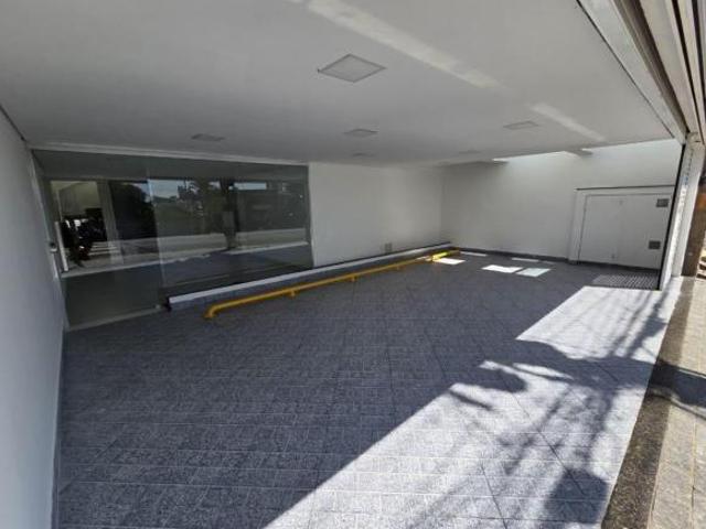 Oportunidade ! Otima casa com 04 dorm, 04 vagas proximo ao Shopping Analia Franco
