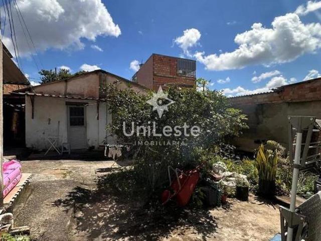 OPORTUNIDADE LOTE COM MULTI IMÓVEIS, LOJA E QUINTAL