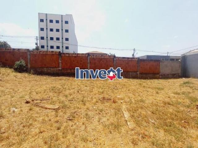 OPORTUNIDADE! Lote Comercial com 800m² na Rua 10 em Vicente Pires