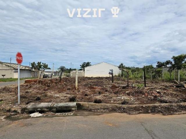 Oportunidade lote esquina com 547,50m² na Av. C 01 ao lado do Centro de Especialidades, St Boa Esper