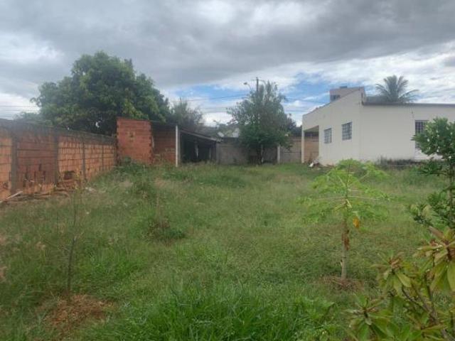 Oportunidade! Lote na Arniqueira – excelente localização, aceita carro