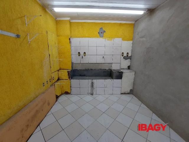 Oportunidade! Loja em Centro Florianópolis