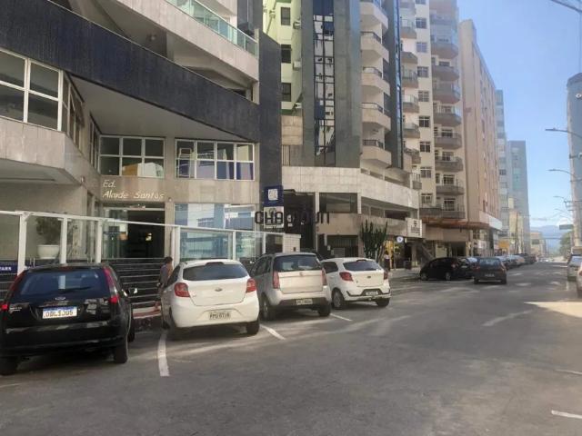 Oportunidade! Loja no Centro de Guarapari, 148m², Próxima ao Comércio e Praia