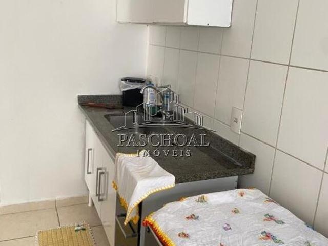 Oportunidade! Lazer completo, 100m do mar e vaga de garagem demarcada. Apartamento 2 quartos, sendo