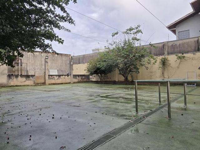 OPORTUNIDADE LINDA CASA AMPLA COM 2 PAVIMENTOS, COM SUITE MASTER, GARAGEM PARA 6 CARROS, GUARUJÁ B