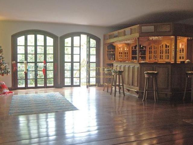 Oportunidade! Linda Casa Com 4 Dormitórios No Jardim Cordeiro! Com 1.344 Metros De Terreno