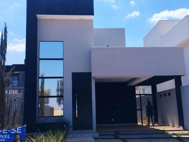 Oportunidade: Linda Casa no Villa Suiça Imóvel para venda com 190m²