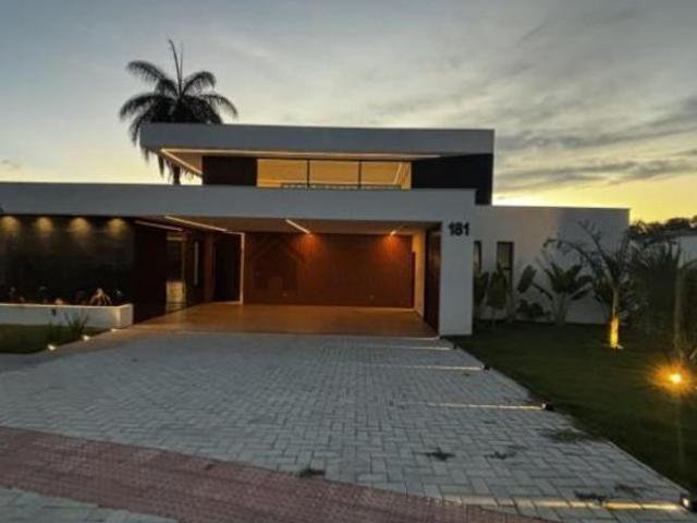 OPORTUNIDADE! LINDA CASA NO CONDOMINIO GRAN ROYALE EM BETIM, 4 QUARTOS, 4 SUITES, 4 VAGAS