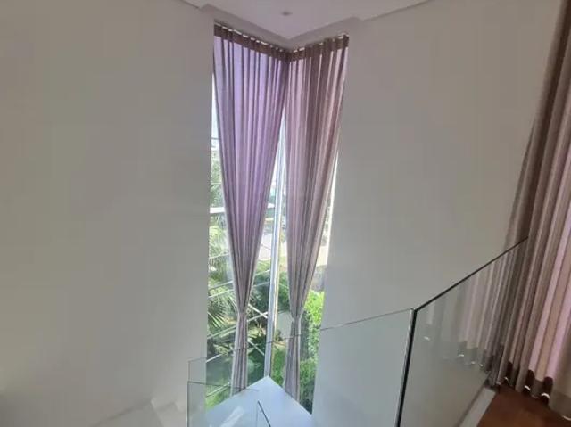 Oportunidade. Linda MANSÃO com 614 mts de terreno 3 amplas suítes sendo 1 com clouset e hidro