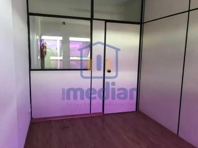 Oportunidade! Linda Sala Comercial
