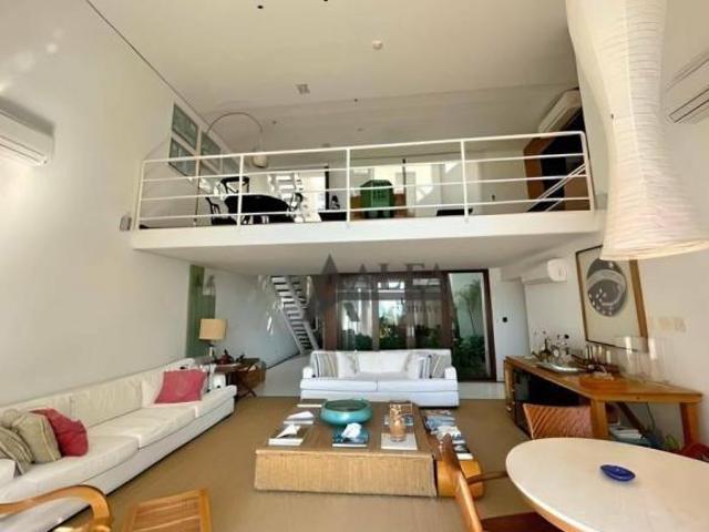OPORTUNIDADE Maravilhosa casa