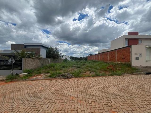 Oportunidade no condomínio Alto da Boa Vista