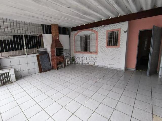 Oportunidade no Caiçara, com 01 dormitório, bem localizada!