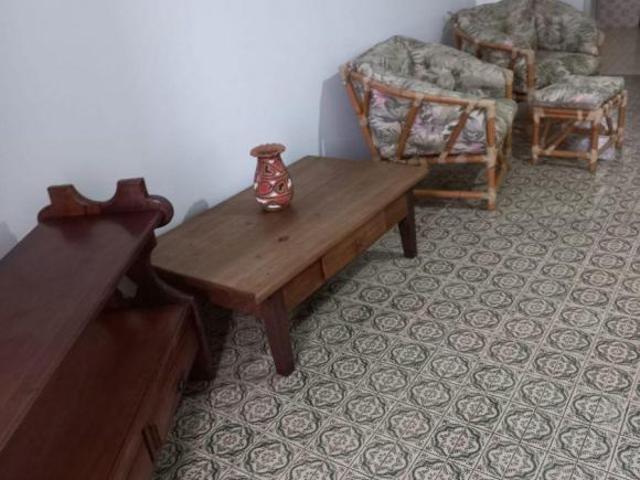 Oportunidade no Centro de Peruíbe: Apartamento com vista para o mar