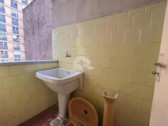 OPORTUNIDADE no Centro Histórico | 2 dormitórios | 50m² | Para reforma | Apenas