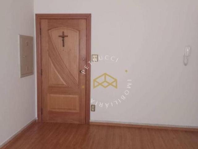 OPORTUNIDADE NO CENTRO VENDA/LOCAÇÃO