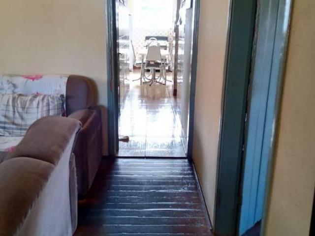 OPORTUNIDADE NO CENTRO – 2 CASAS NO MESMO TERRENO! IDEAL PARA MORAR E TER RENDA!