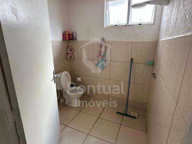 Oportunidade no B. Pequis, Casa aconchegante com 2 quartos, sala ampla