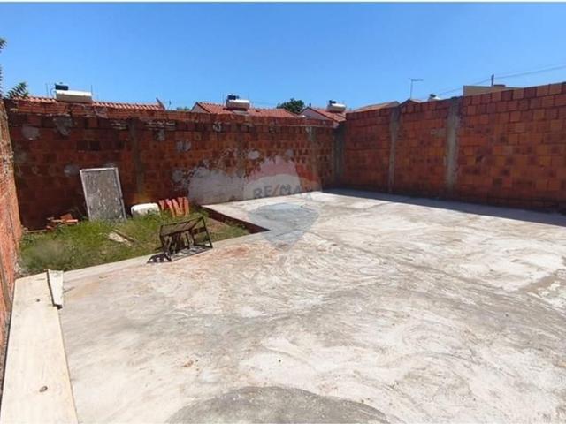 Oportunidade no bairro Castanheira, casa de 02 quartos