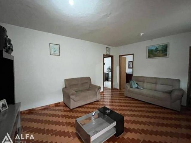 Oportunidade no Bairro Floresta – Casa com Estrutura para Ampliação!