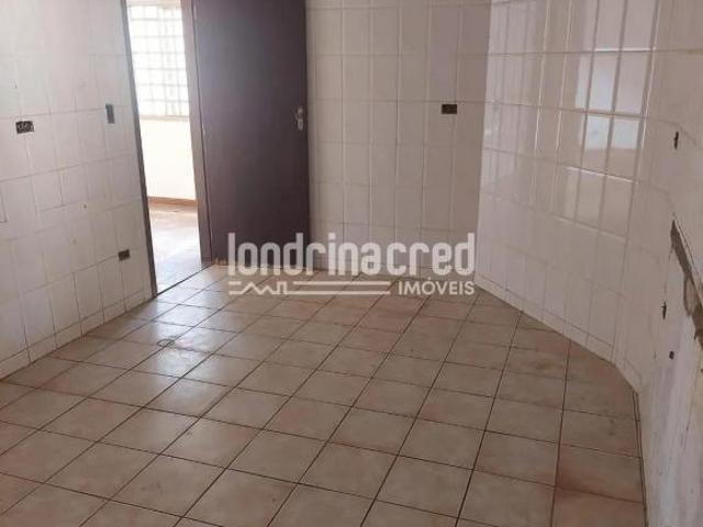 Oportunidade no Jardim Santiago Casa ideal para reforma e valorização!