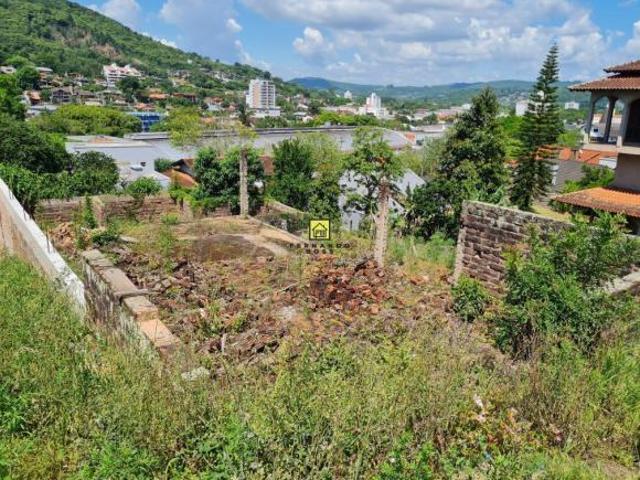 Oportunidade no Loteamento Neubarth em Igrejinha! Terreno já conta com fundação de 200,00m² reforçad