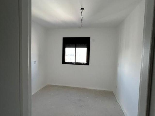 OPORTUNIDADE NO MAIA! APARTAMENTO NOVO 2026 COM SUÍTE + VARANDA ENVIDRAÇADA ABAIXO DO VALOR DE M