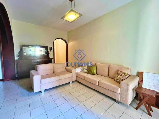Oportunidade na praia do Tombo. Excelente apartamento a venda, prédio com lazer