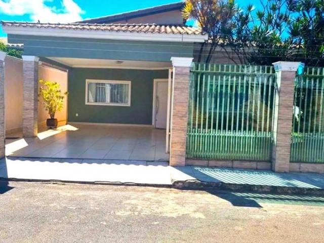 Oportunidade na Rua 12 450m 3 Quartos Cozinha Planejada Área Verde Rica em Frutas