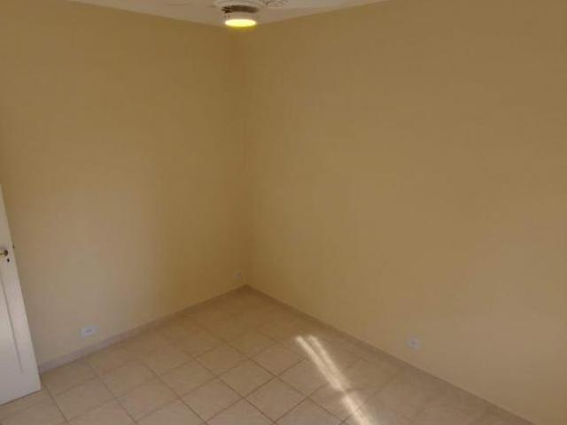 Oportunidade na Vila Caiçara Apt a venda 150 mts da Praia